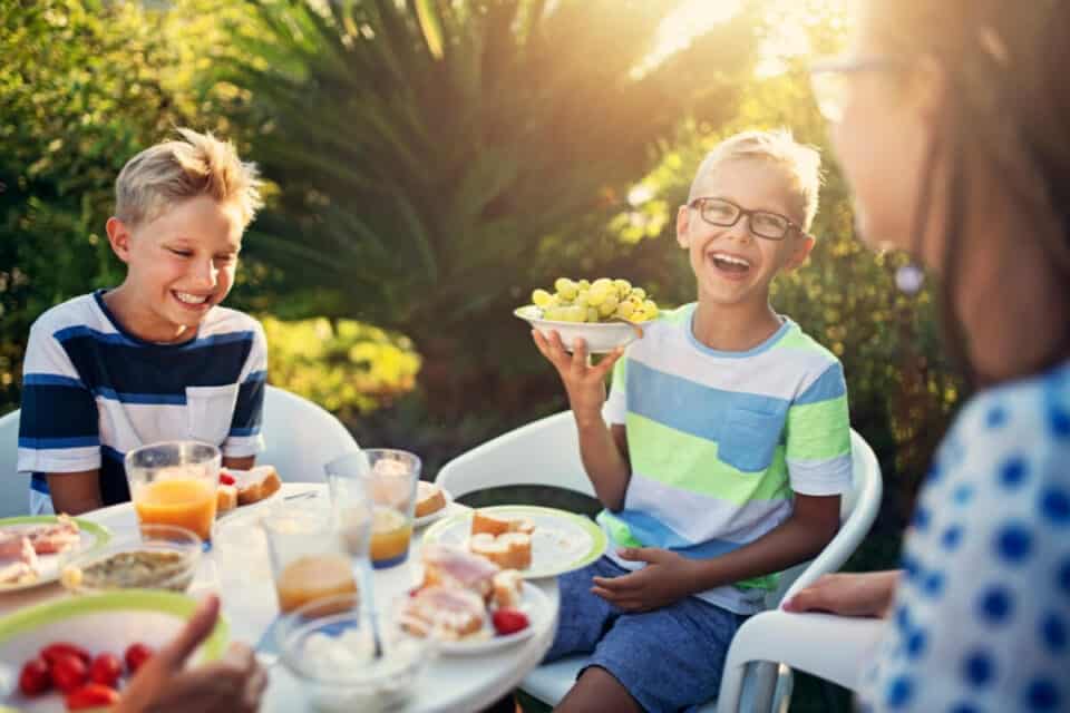 Healthy Brain Foods That Make Kids Happy and Smart