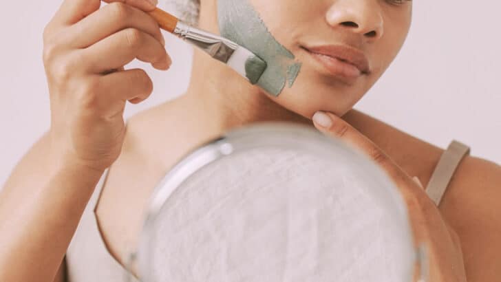 Discovering the Wonders of Bentonite Clay for Your Skin